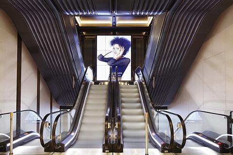 Video: Harrods unveils its new escalator designed by Make | News | Building