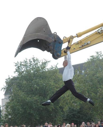 A romantic affair between man and machine | News | Building