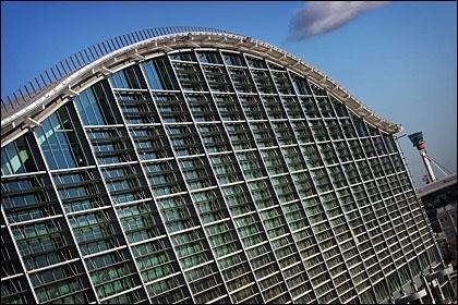 Queen officially opens T5 | News | Building