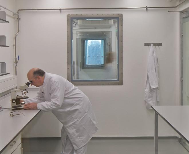 Cost model: Laboratories | Features | Building