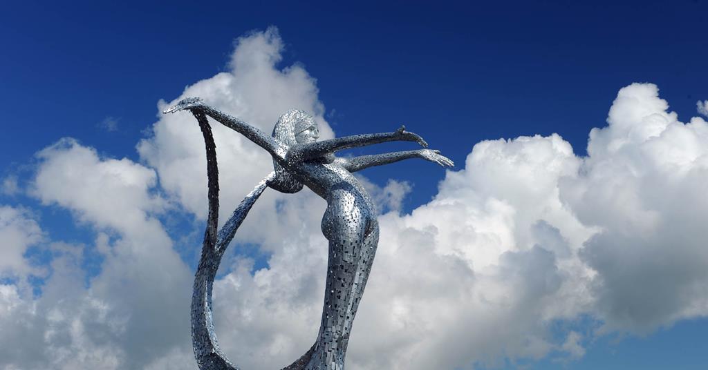 Cumbernauld unveils 33ft sculpture | News | Building