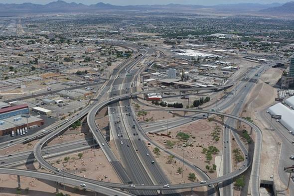 Las Vegas Expressway Las Vegas Freeway Closure Causes Major Traffic