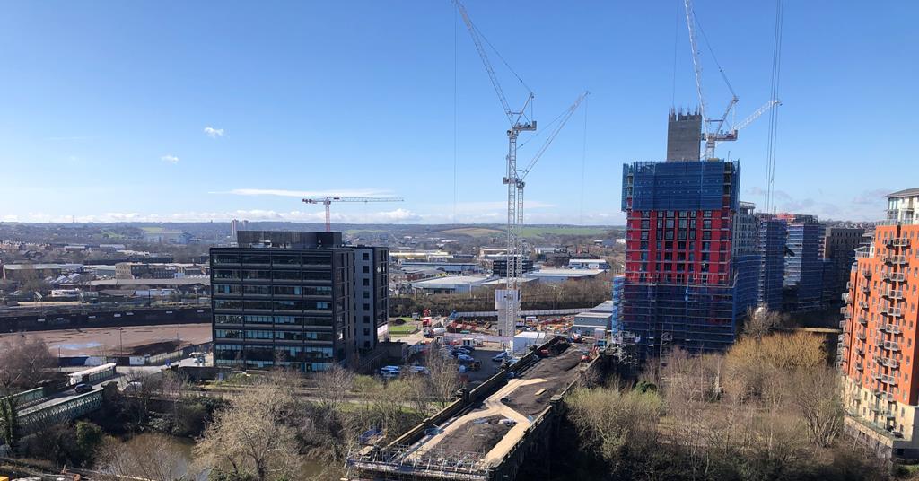 Wates begins work to turn Leeds viaduct into public park | News | Building
