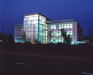 Cost study: Phoenix Natural Gas HQ | Features | Building