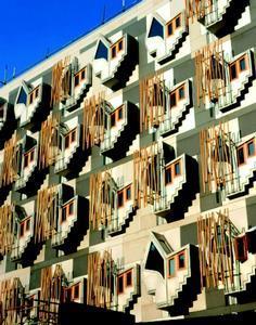 Assembling the assembly | Archive Titles | Building