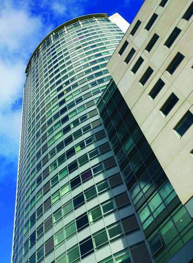 Building at altitude | Features | Building