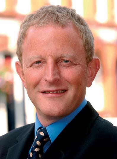 DBK Back strides forwards | Features | Building