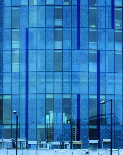 Building at altitude | Features | Building