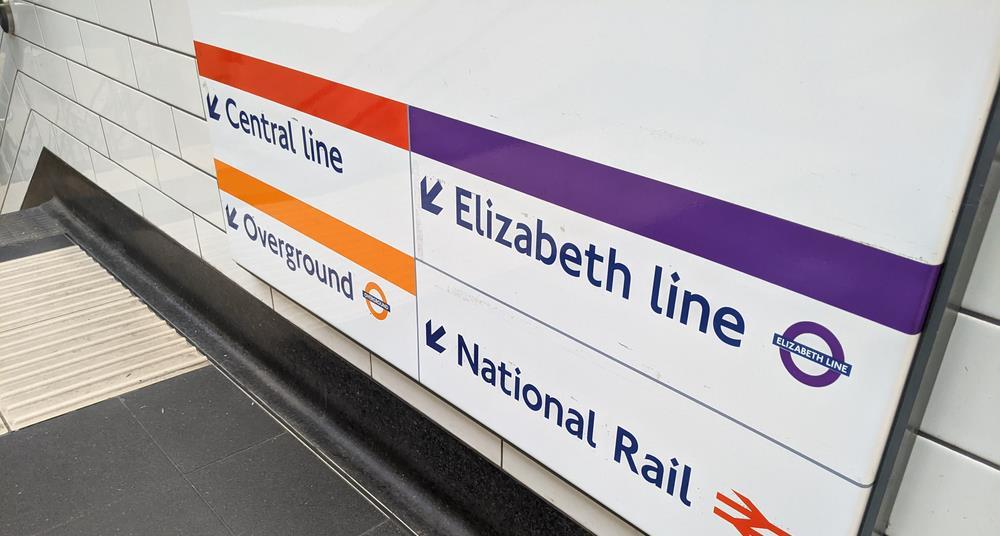 Signalling glitches disrupt key Crossrail tests, boss reveals | News ...
