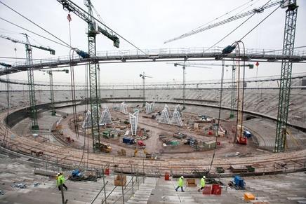Video: Olympic Stadium topped out with cable net roof | News | Building