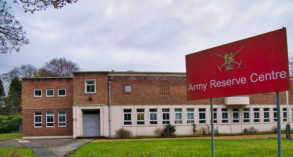 Ministry of Defence investigating hundreds of buildings feared to be on ...