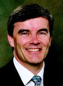 Move single people and one-parent families into city centres, says ...