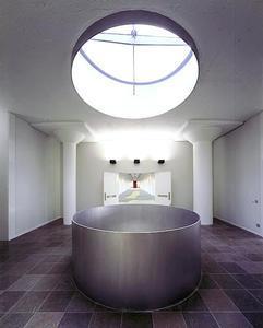 How striking | Features | Building