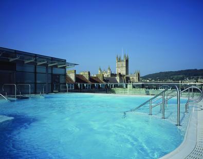 Ideal for swimming pools | Features | Building