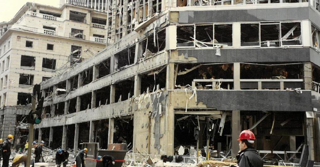 From the archives: Aftermath of the Bishopsgate bombing, 1993 ...