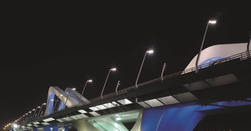 Island surf: Zaha Hadid's £172m Abu Dhabi bridge is completed | News ...