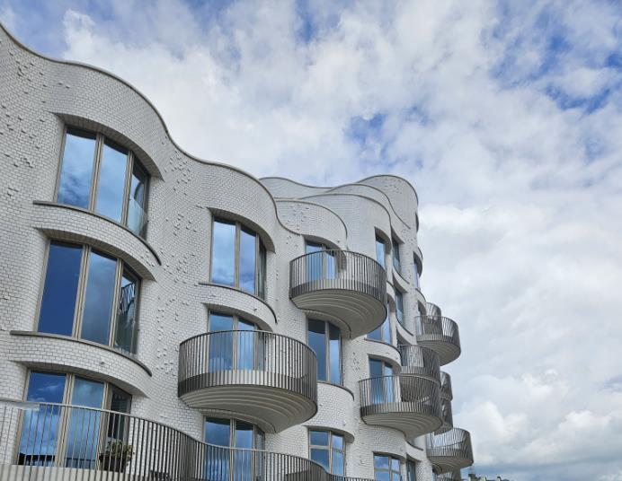 Does Roger De Haan’s Folkestone housing scheme deserve so much ...