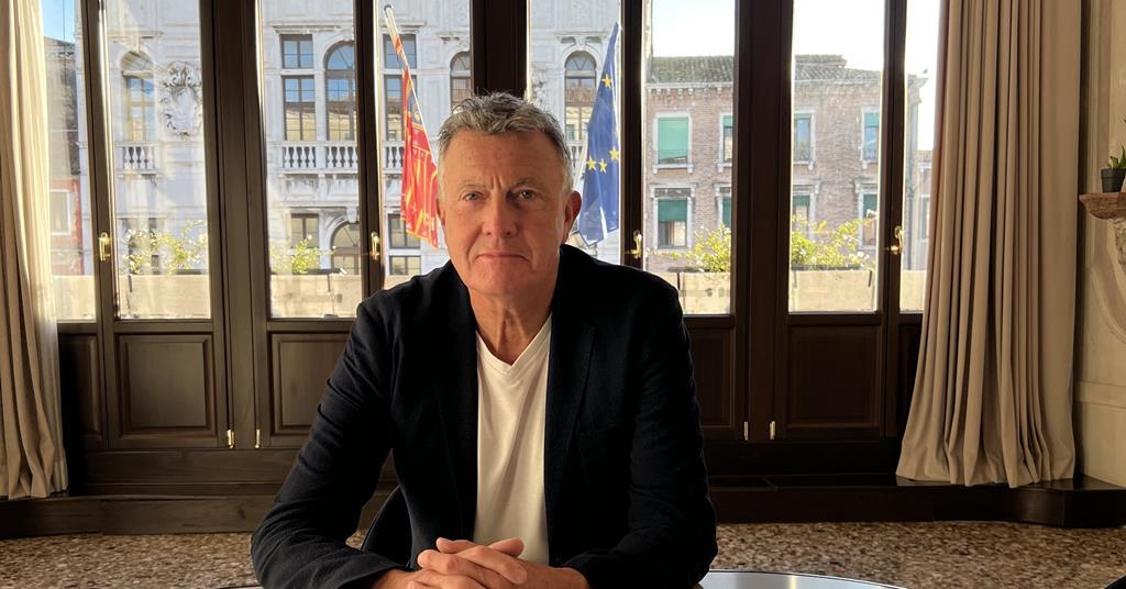 RIBA president to give up architect title to highlight ‘absurdity’ of ...