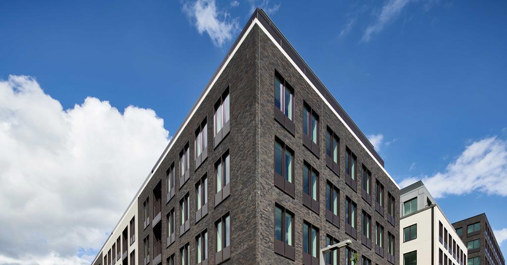 Projects: Royal Albert Dock, London | Features | Building