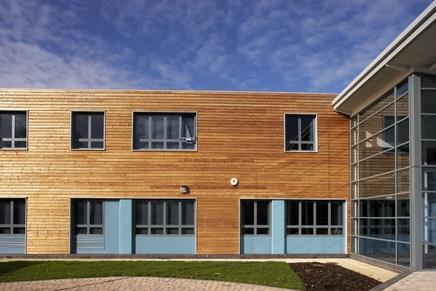 Sustainable modular school - images | News | Building