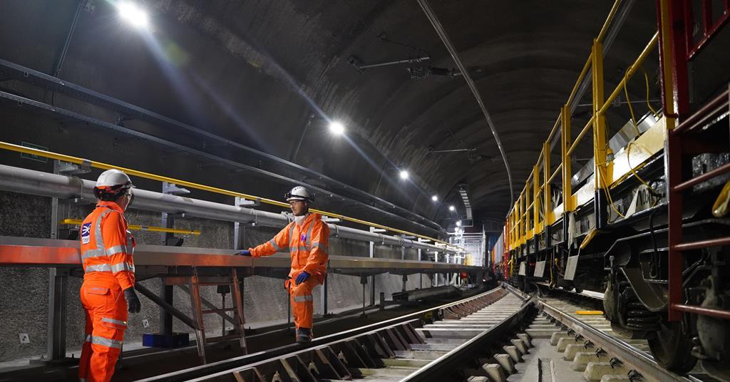 Pictures reveal Crossrail progress during construction blockade | News ...