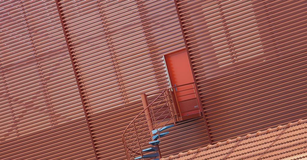 Ventilated aluminium wall cladding for data centres | Features | Building