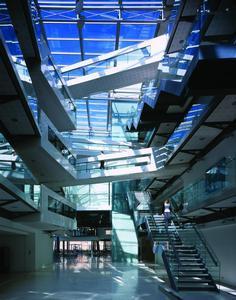 Unite and rule | Features | Building