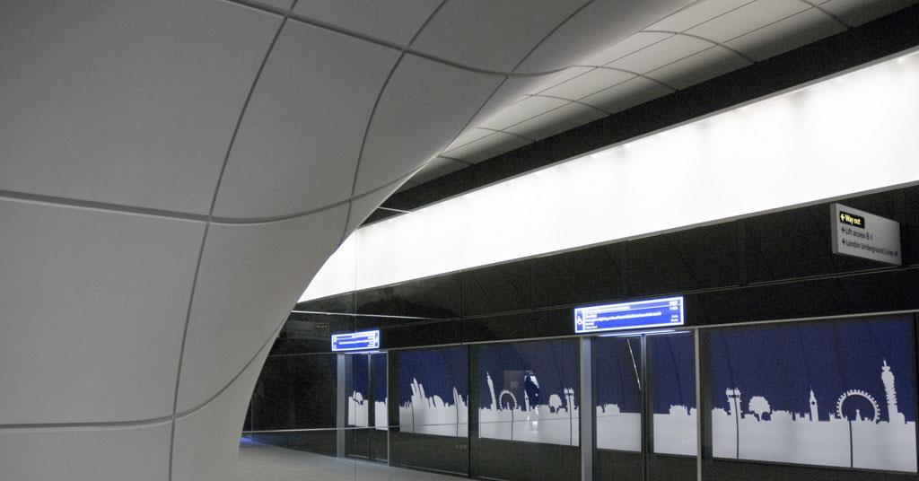 Crossrail reveals full-size model of station platform | News | Building