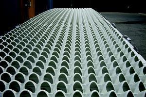 Models of solid light | Features | Building