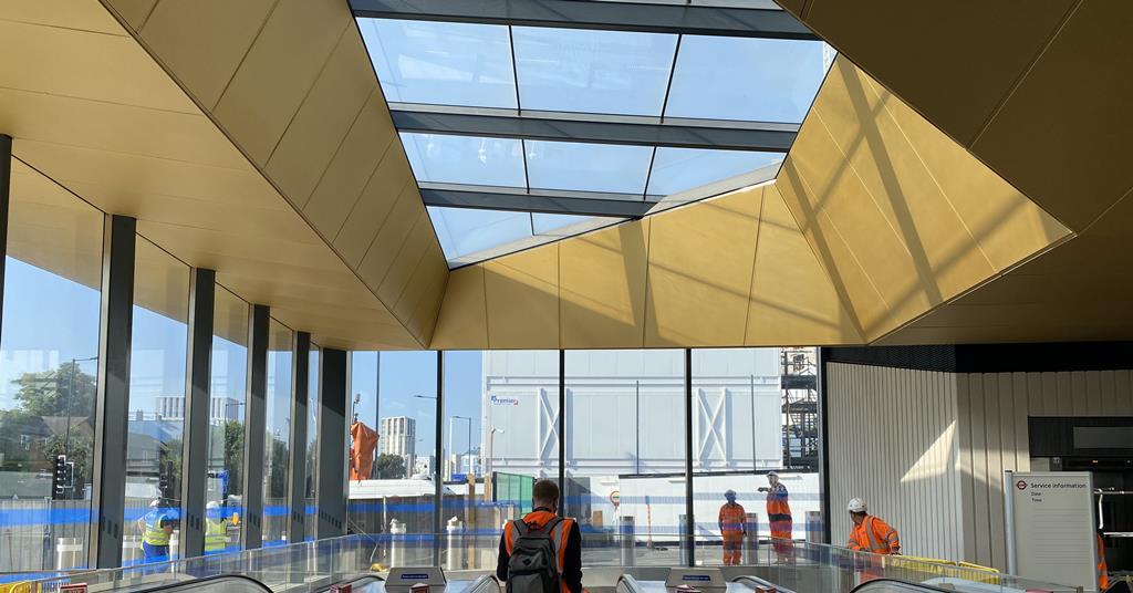 In Pictures: £1.1bn Northern Line Extension opens to passengers | News ...
