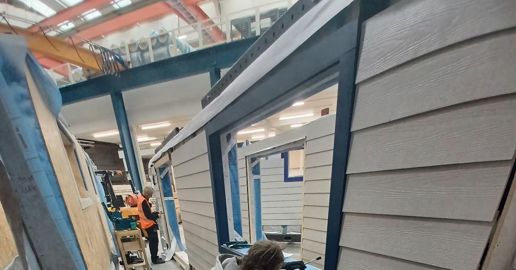 Putting a brave face on it: overcladding homes to save energy ...