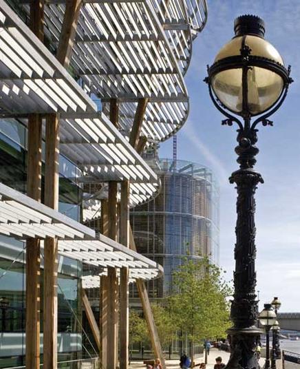 Ropemaker or Watermark Place: The big square off | Features | Building