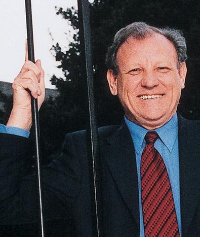 Blair and Prescott lead tributes to George Brumwell | News | Building