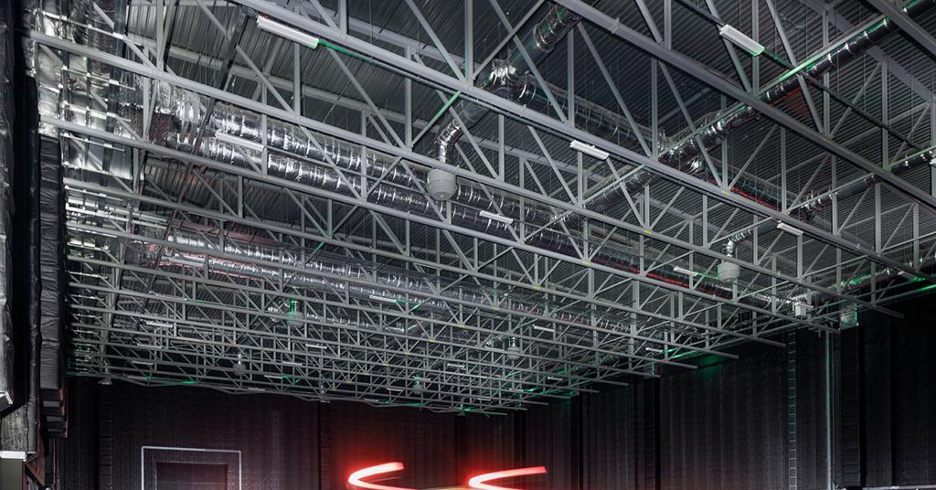 Cost model: Film and TV studios | Features | Building