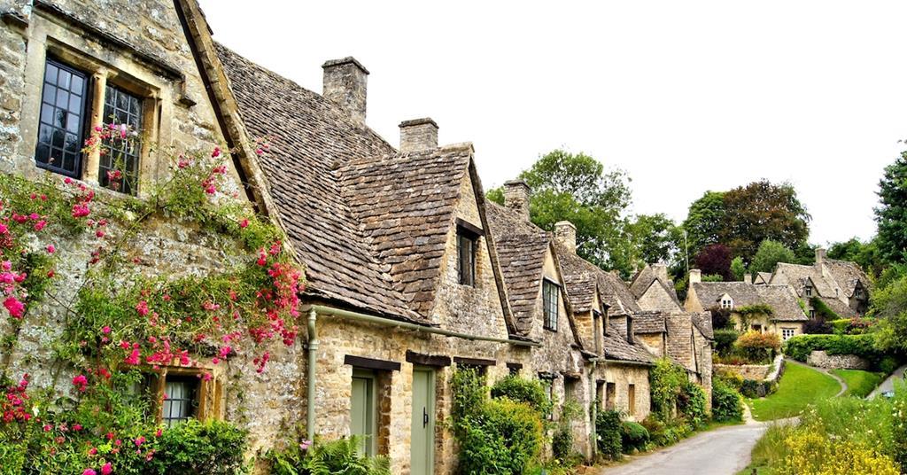 How to retrofit a historical building: the challenge and solutions ...