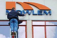 Mowlem restructures after £7.5m loss | News | Building