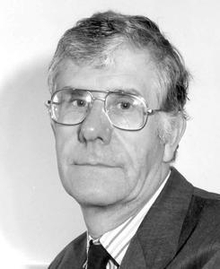 ‘Visionary’ former Hyde chief Len Bishop dies | Archive Titles | Building