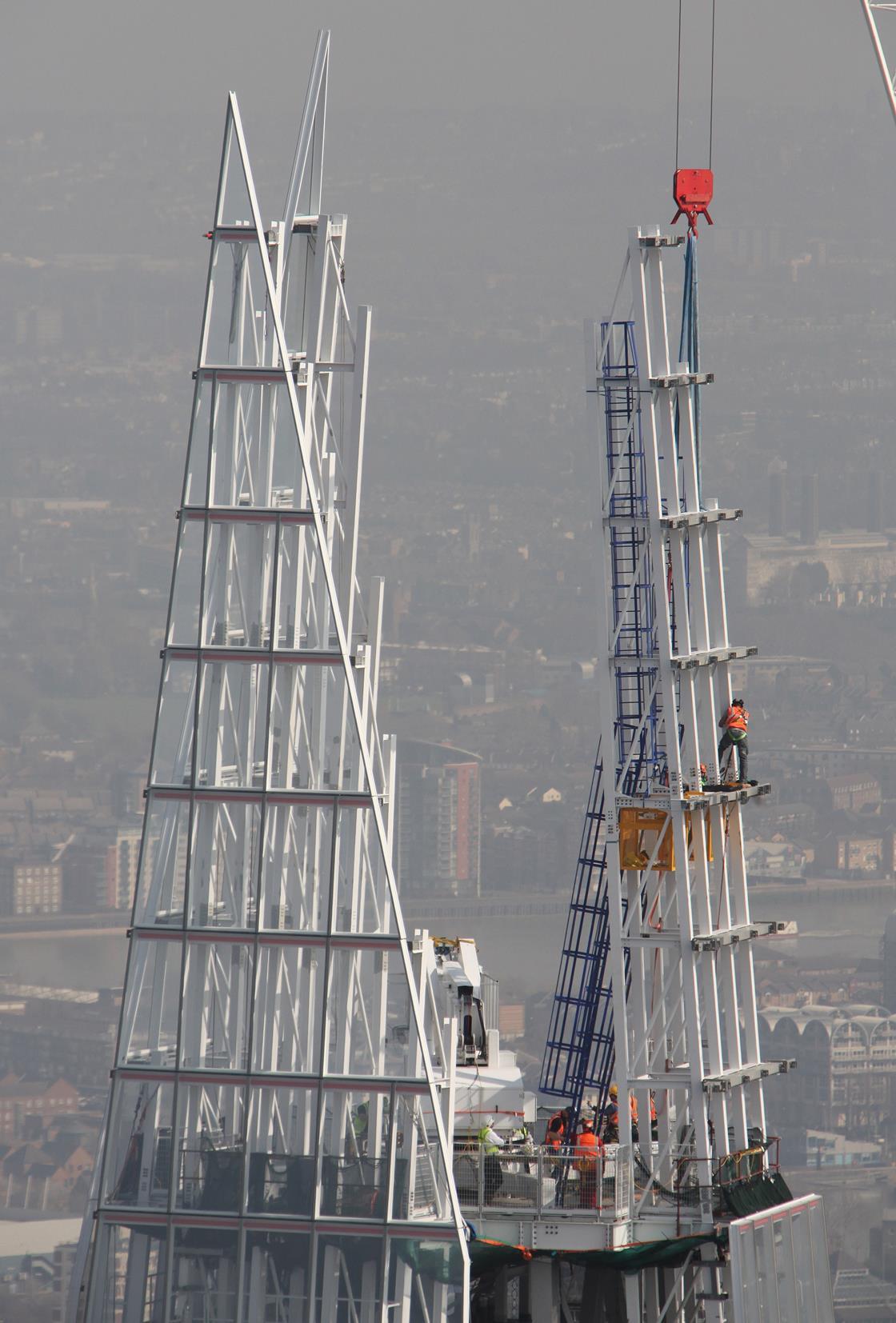 Final steel piece lifts Shard to full height | News | Building