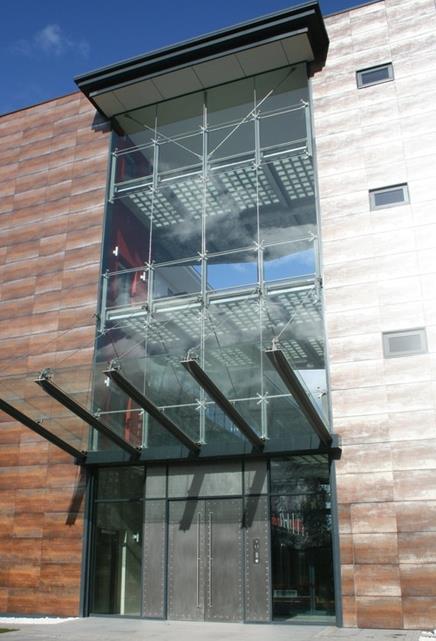 Ventilated cladding | Features | Building