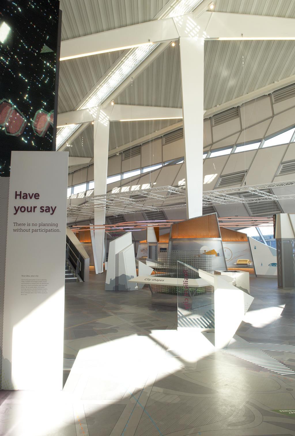 Case study: Siemens Crystal | Features | Building