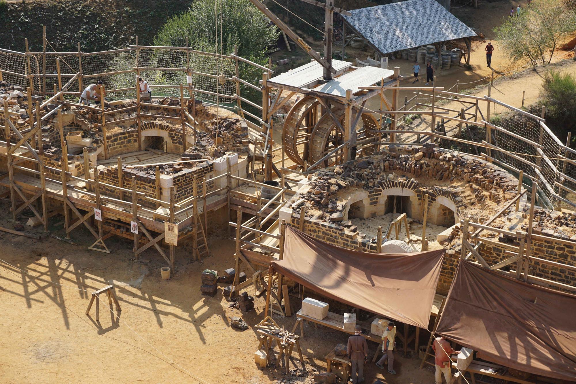 Projects: Guédelon Castle, France | Features | Building