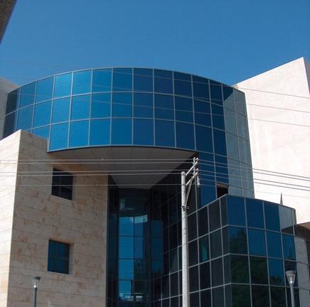 Curtain-walling for curved facades | Features | Building