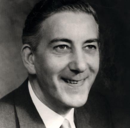 'Revolutionary' QS James Nisbet dies, aged 89 | News | Building