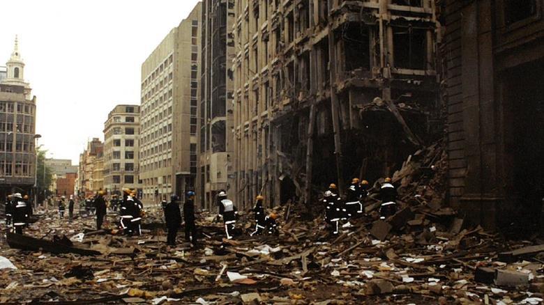 From the archives: Aftermath of the Bishopsgate bombing, 1993 ...